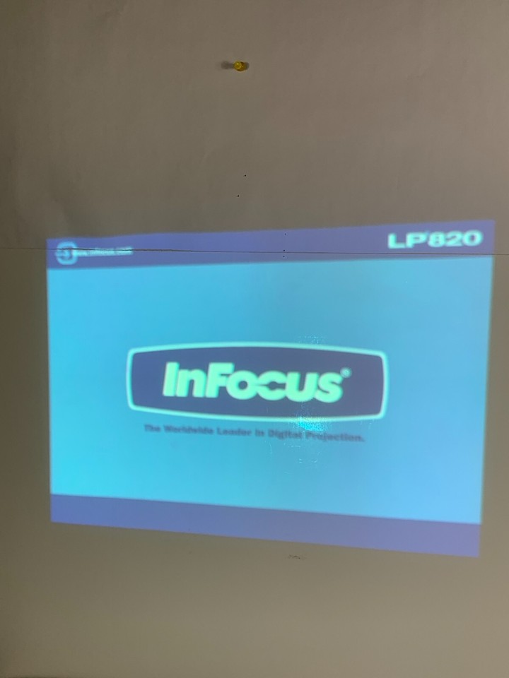 Infocus LP820 Home Theater Projector No Remote No Power Cord Tested and ...