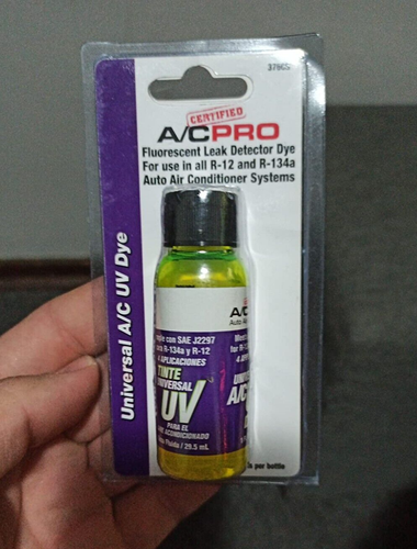 A/C Pro Car Air Conditioner Leak Detector Dye Detection UV Dye Detects ...
