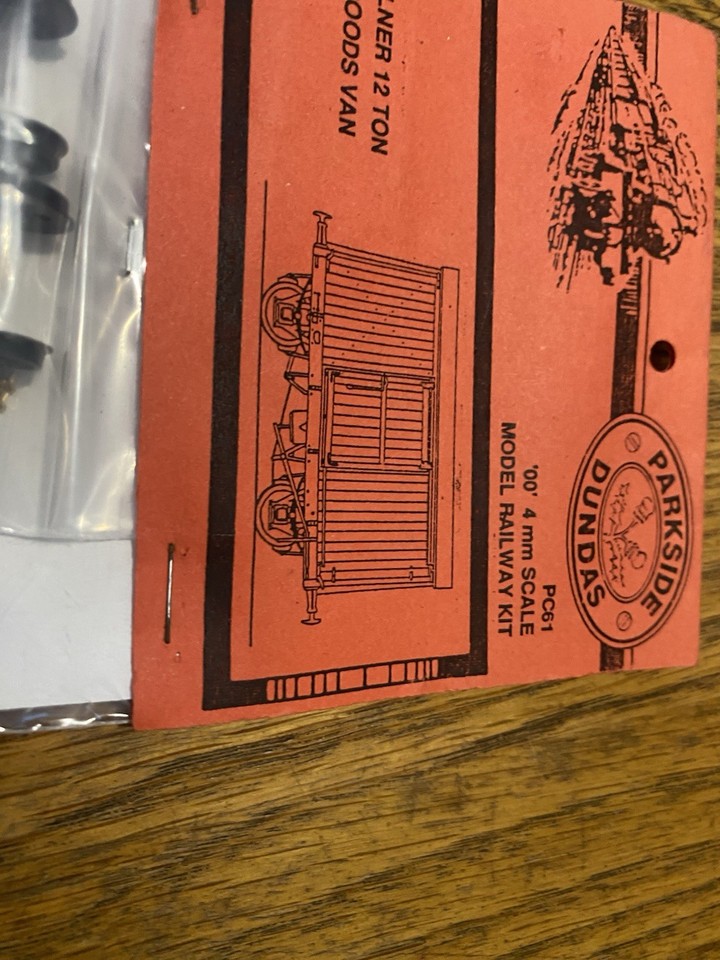 4 Parkside Dundas Railway Wagons MIP 00 Scale 4mm. PC61, PC26,PC02 ...