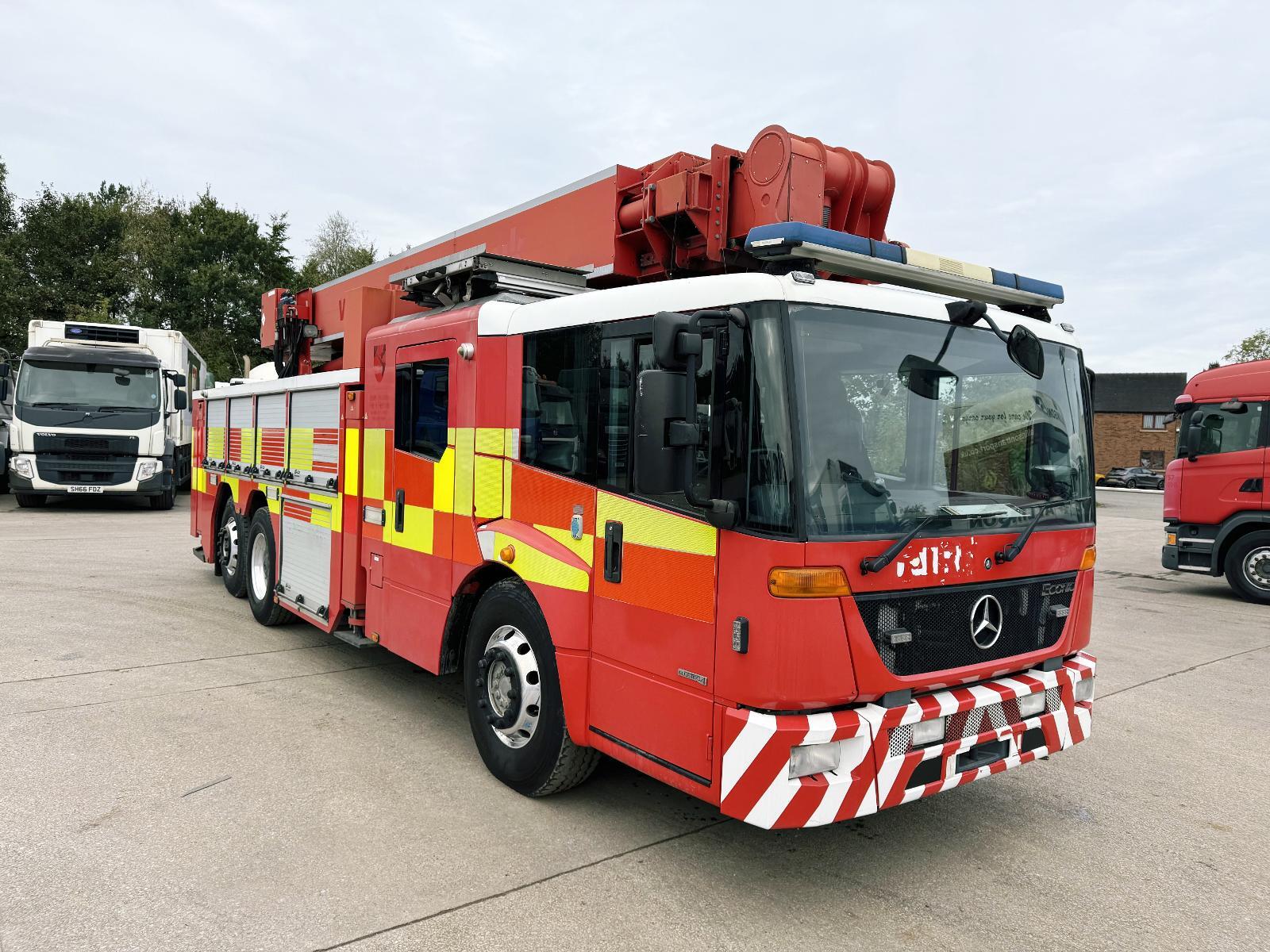 2008 MERCEDES ECONIC FIRE ENGINE | eBay UK