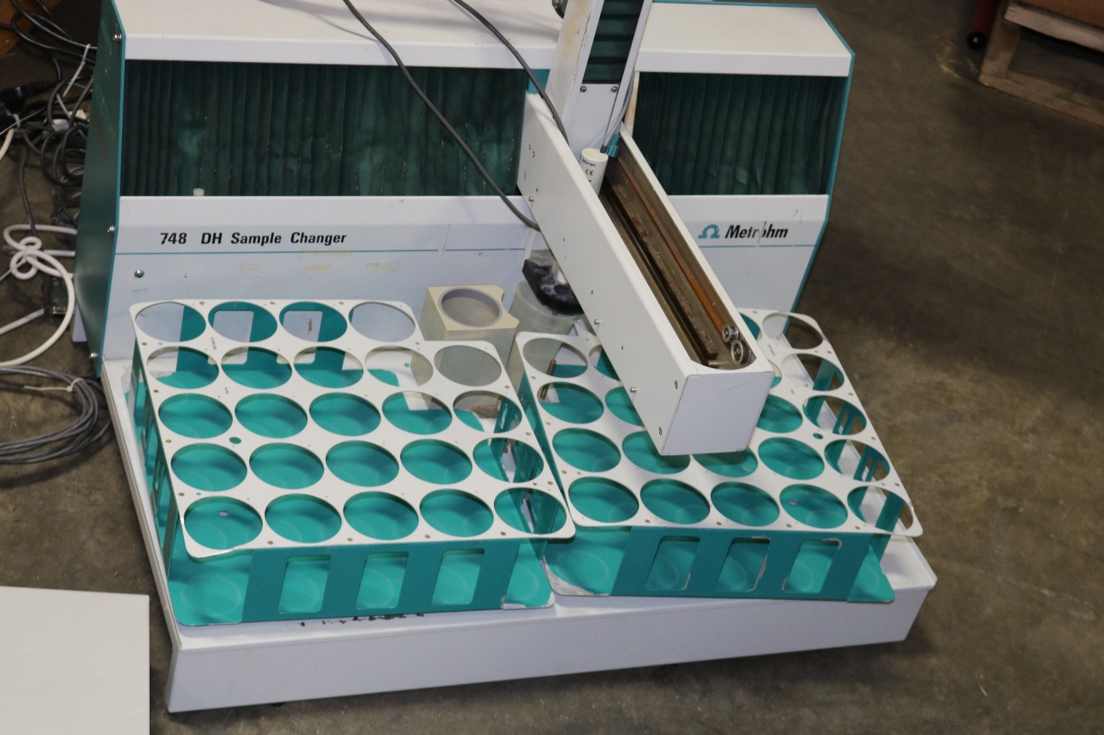 Metrohm 748 DH SAMPLE CHANGER WITH BK730 REMOTE BOX | eBay