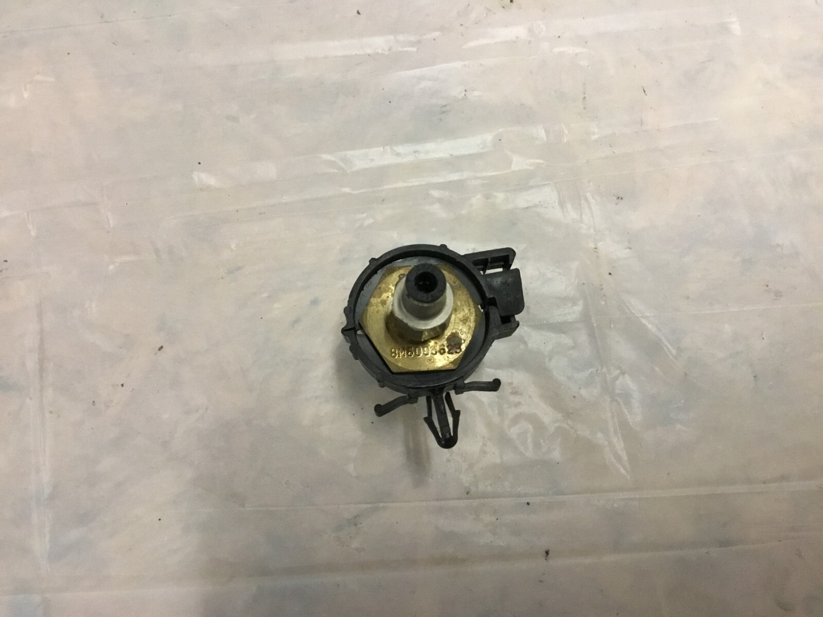 WATER PRESSURE SENSOR OEM MERCURY OPTIMAX EFI 8M6000623, 881879010 ...