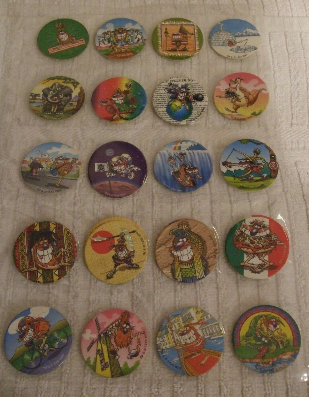 POGS by WADDINGTONS (THE WORLD TOUR POGS) YEAR:1995 - SELLING ...