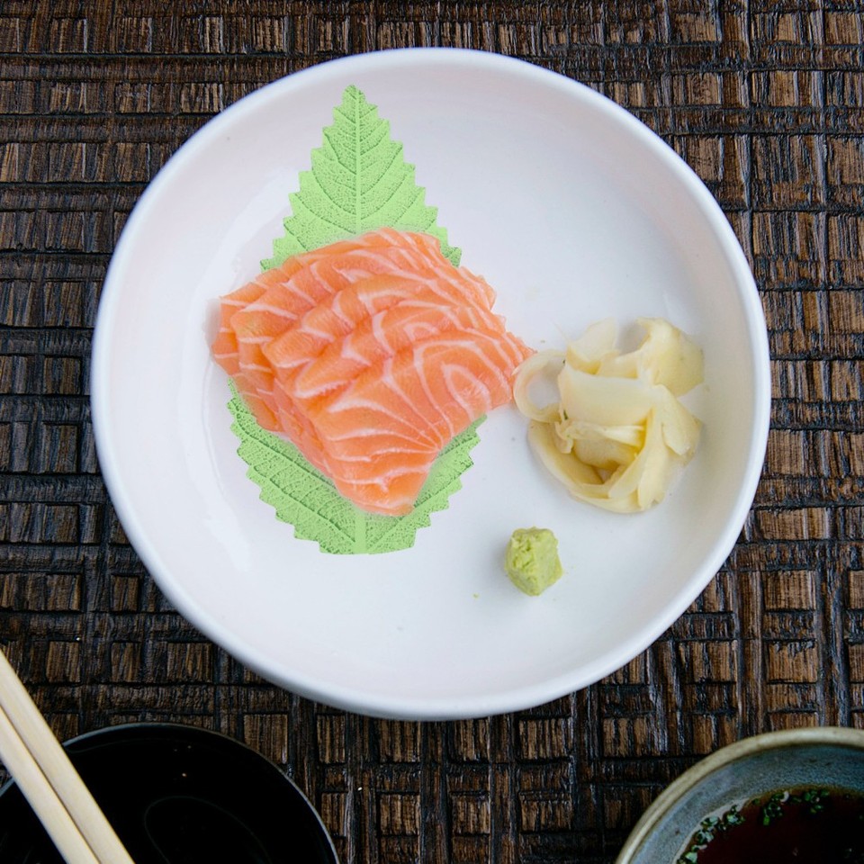 200 Pcs Sushi Decorative Leaves Resin Sashimi Grass Japanese Food Mat ...