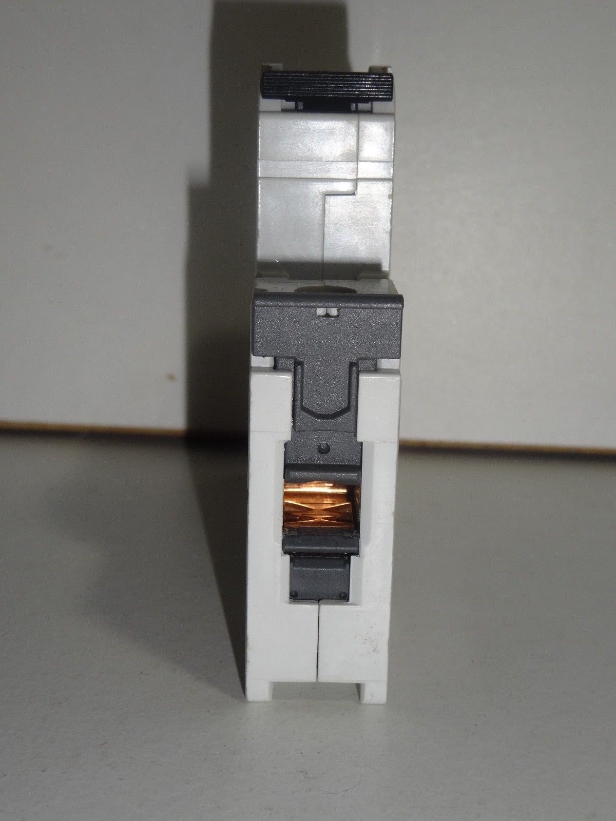 CIRCUIT BREAKER 5SY41 MCB c6 230-400v SIEMENS 1 pole | eBay