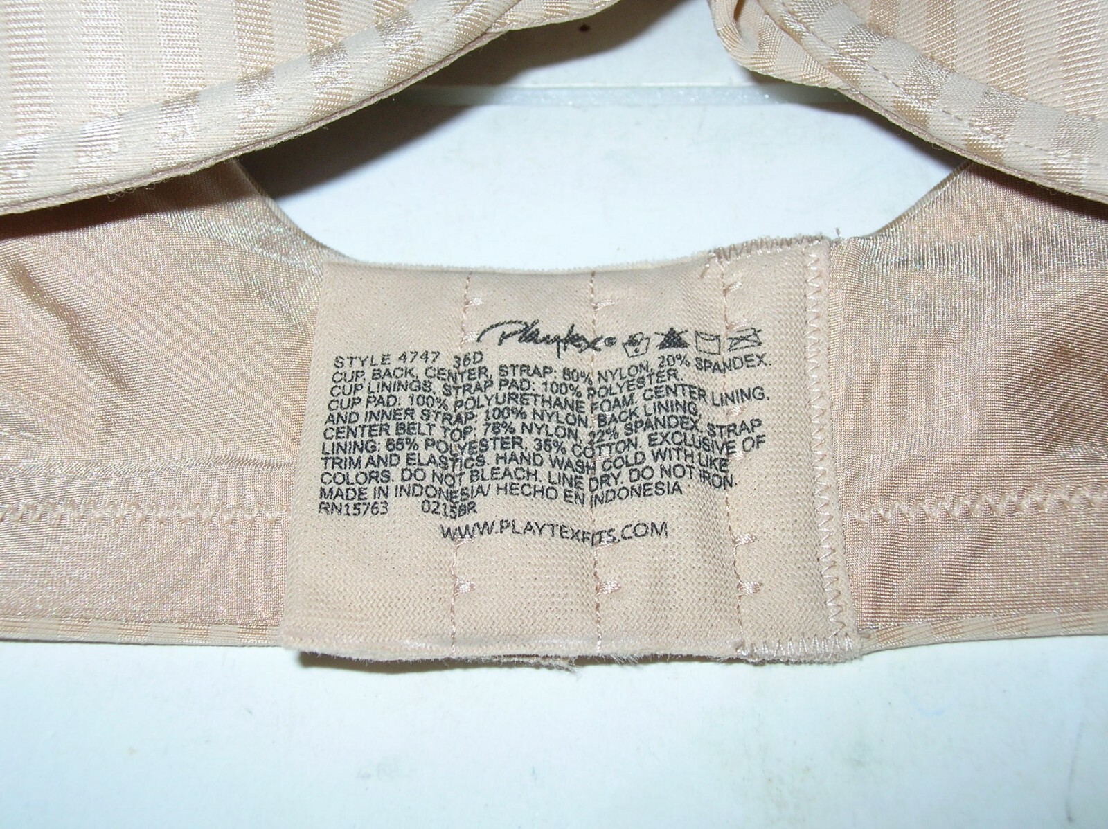 Playtex 4747 Secrets Perfectly Smooth Underwire T Shirt BRA Beige Size ...