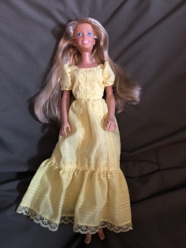 Vintage Hasbro MAXIE Doll 1987 Blonde Barbie Jem Friend Displayed | eBay