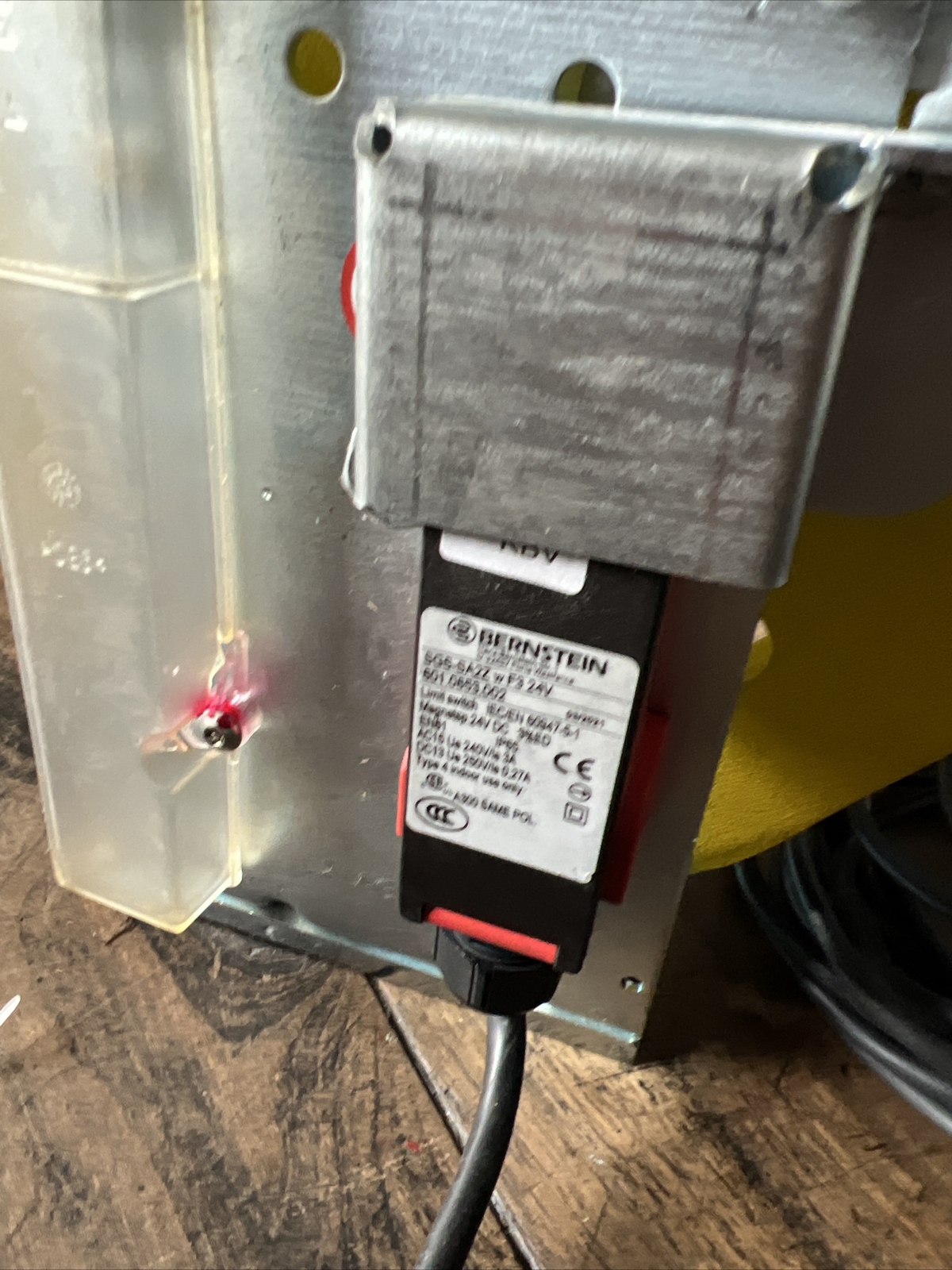 SCHINDLER 59314701 GBP ELEVATOR LIFT DOOR LOCK SAFETY OVERSPEED ...