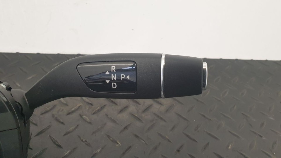 Mercedes-Benz GLA180 X156 2019 Indicator, Wiper & Cruise Stalk Unit ...