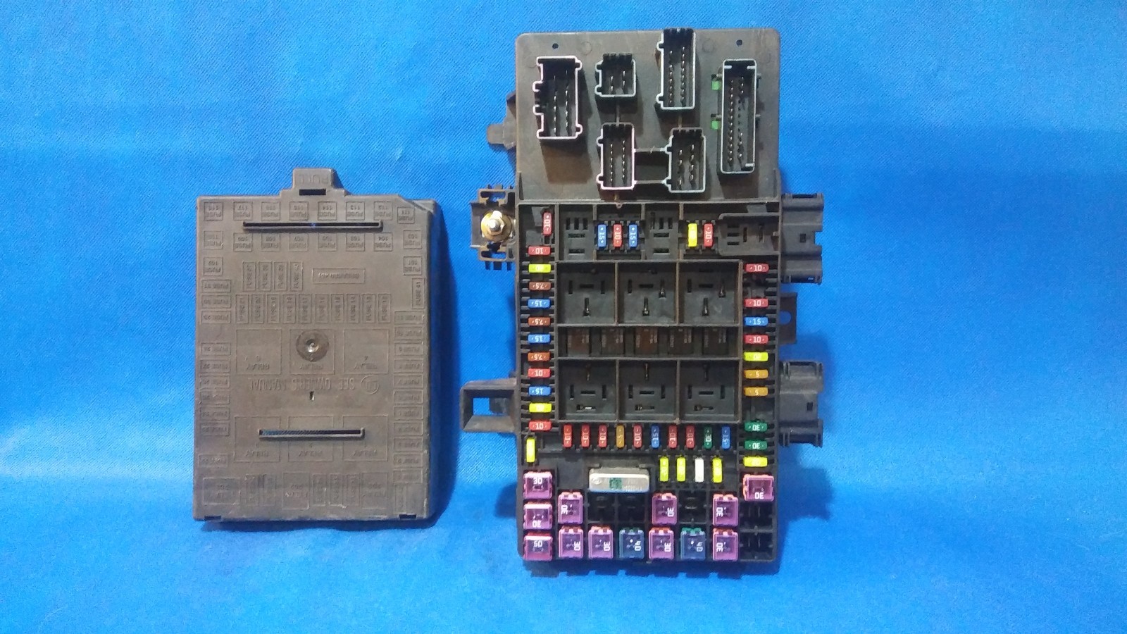 04 Navigator Expedition Fuse BOX Relay Center Power Distribution 4L1T ...