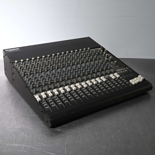 Mackie 1604-VLZ Pro 16-Channel Mic/Line 4-Bus Analog Mixer w/XDR Mic ...