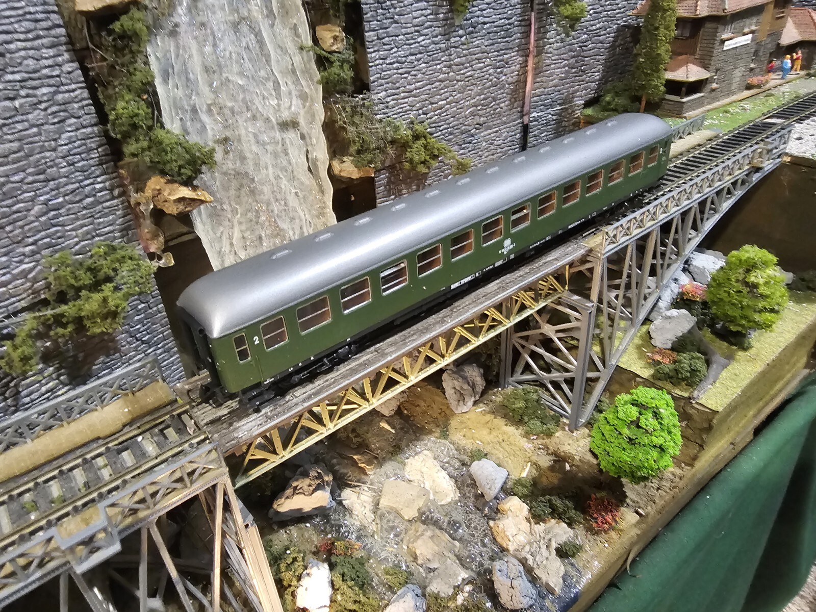 Roco DB Passenger Car 44455 HO Scale DC | eBay