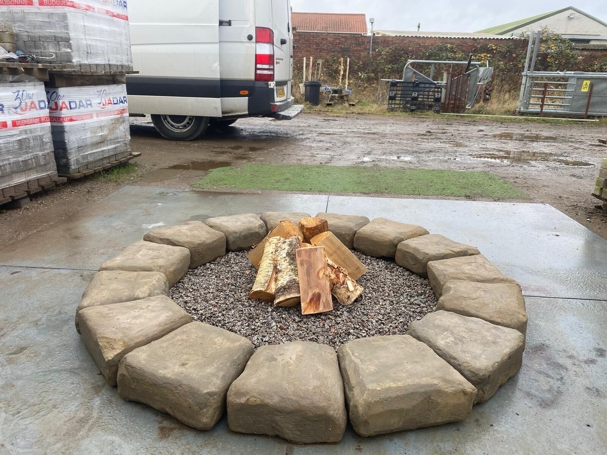 Large Brick Fire Pit Round Large Light Gray Fire Pit Granite Concrete