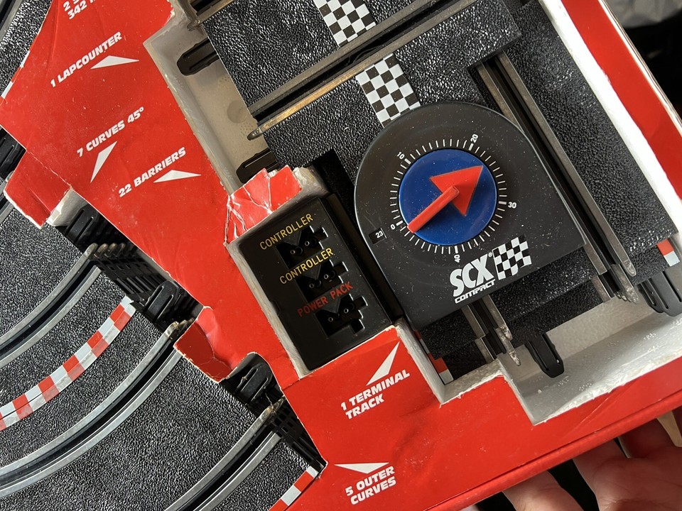 2009 SCX Compact GT Racing Ferrari Car Slot Track Box Set 1:43 Target ...