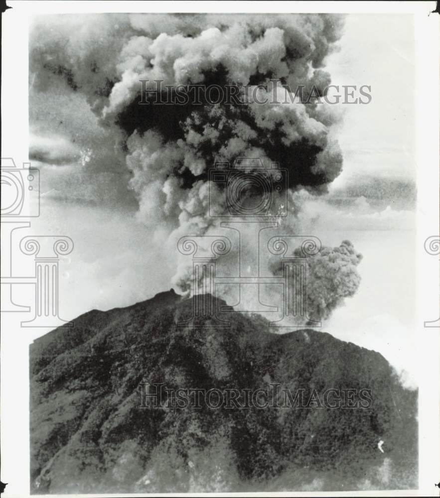 Hibok Hibok Volcano Taal Volcano Shaken By Over Hour Long Tremor