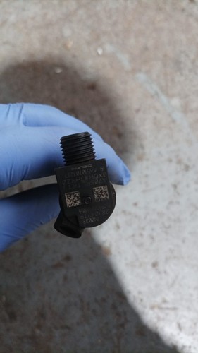 MERCEDES C-class W205 Fuel Injector 6510703287 125942 3 Months for sale ...