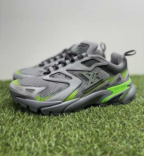 Size 7 LV (8-8.5 US) Louis Vuitton LV Runner Tactic ' Grey Green ...
