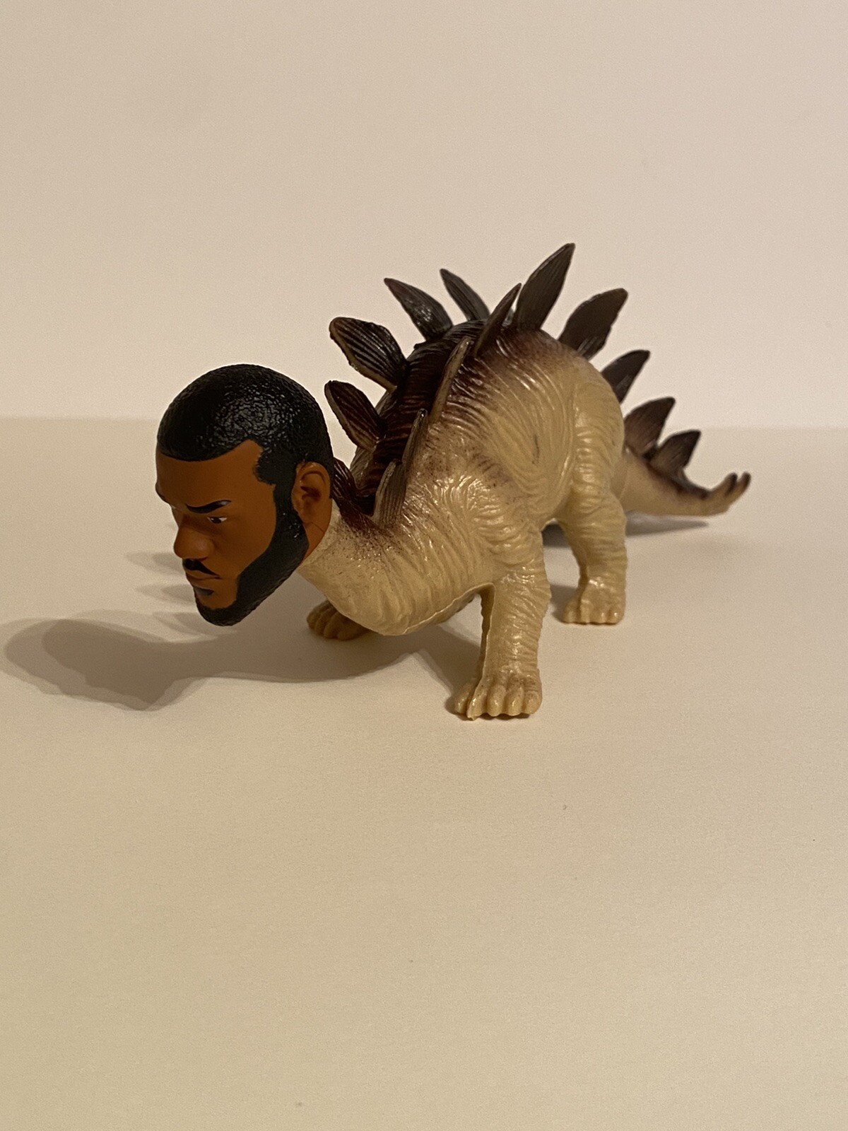 Dinosaur Lebron James Head LEBRONTOSAUR Stegosaurus Ultimate Action ...