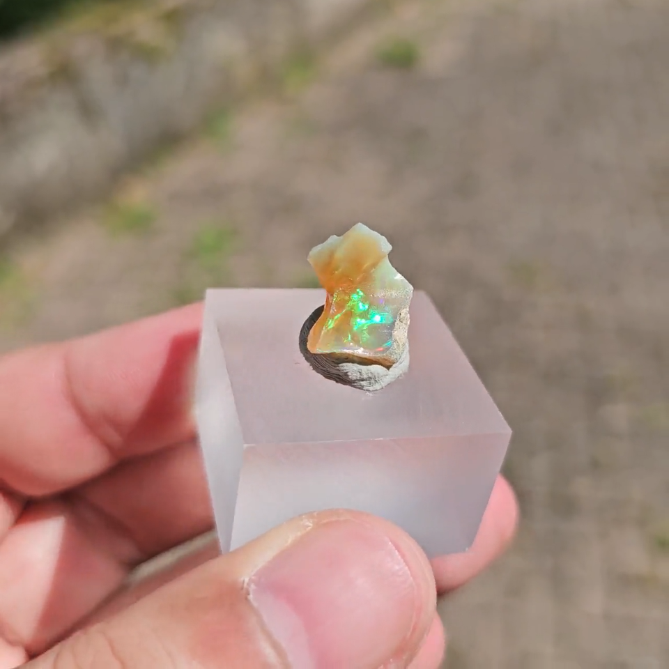 Rough Opal - 4.5 Carats - South Wollo Zone, Amhara Region, Ethiopia ...