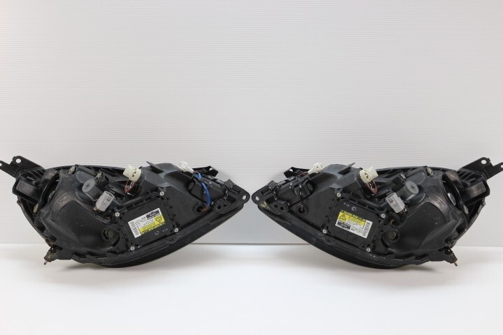 Lexus SC430 Late Model HID Xenon Headlight Lamps Set Front | Genuine ...