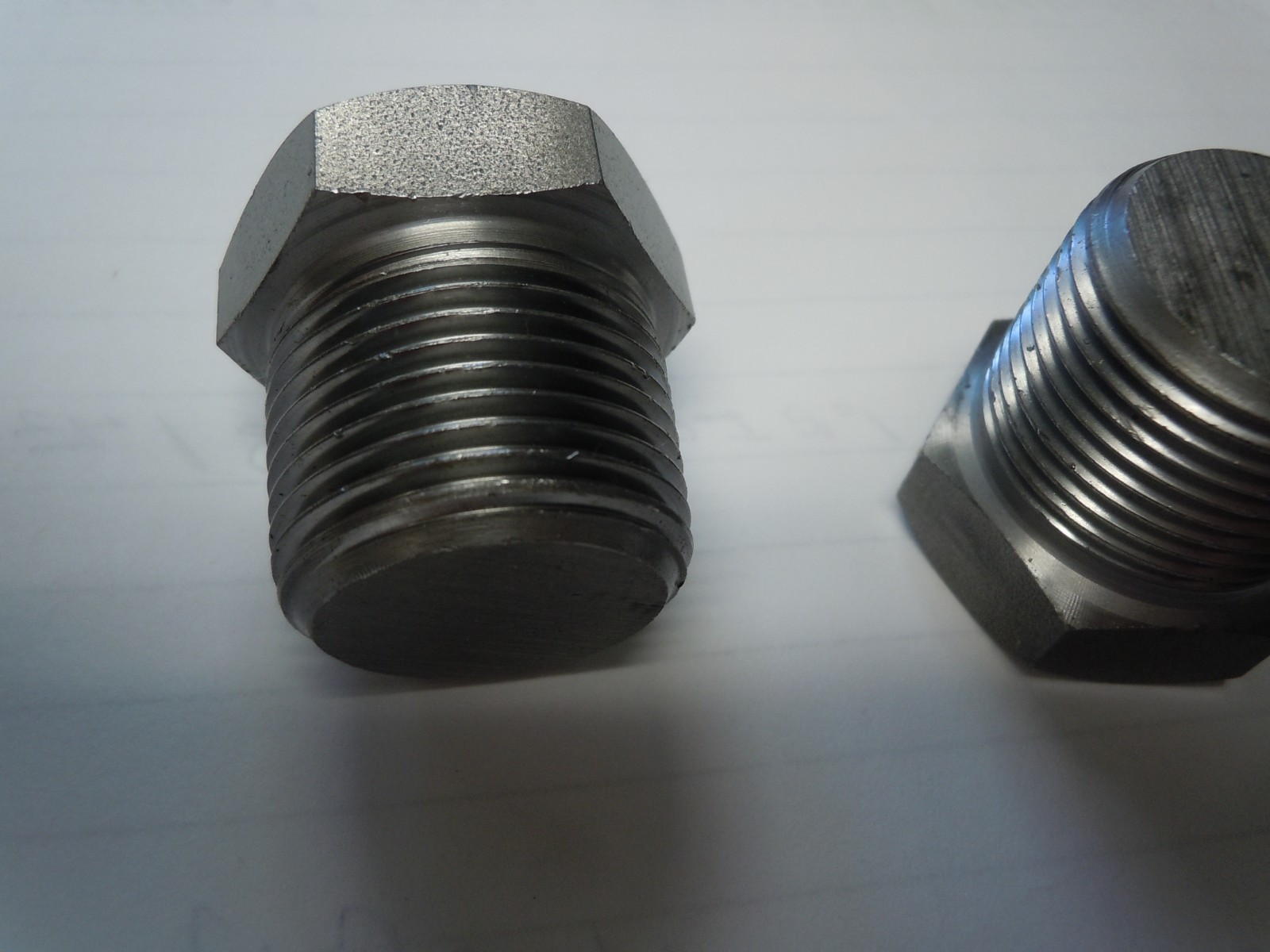 NEW LOT OF 2 S/S STAINLESS STEEL MALE PIPE PLUG 3/4"NPT THREADED SA105N ...