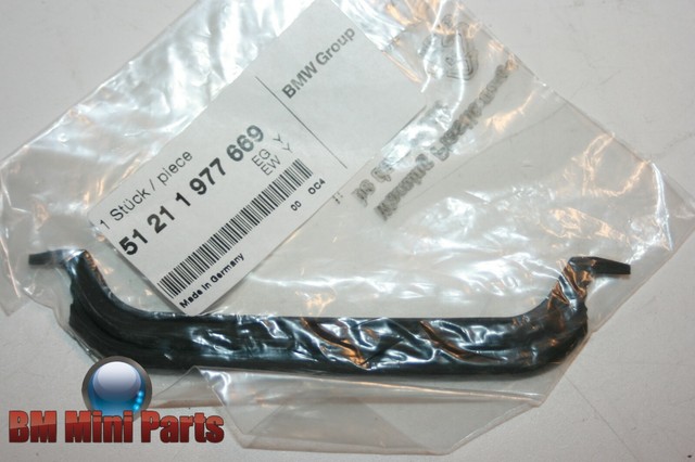 BMW 3 E36 Rear Exterior Door Handle Gasket Base 51211977669 Genuine for ...