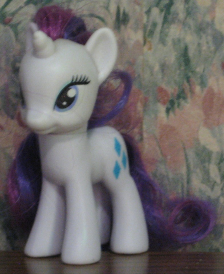 My Little Pony Friendship is Magic Rarity Unicorn - Cutie Mark On Left ...