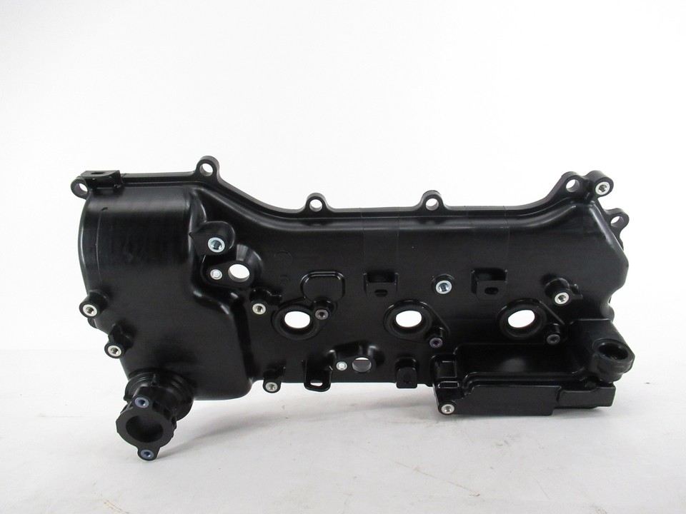 Genuine OEM Toyota 11202-0P032 Left Engine Valve Cover 2016-2020 Tacoma ...
