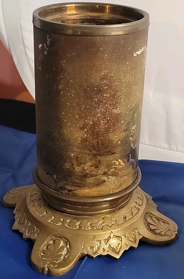 Plume & Atwood Harvard Kerosene Brass Lamp Base " No Burner" Painting ...