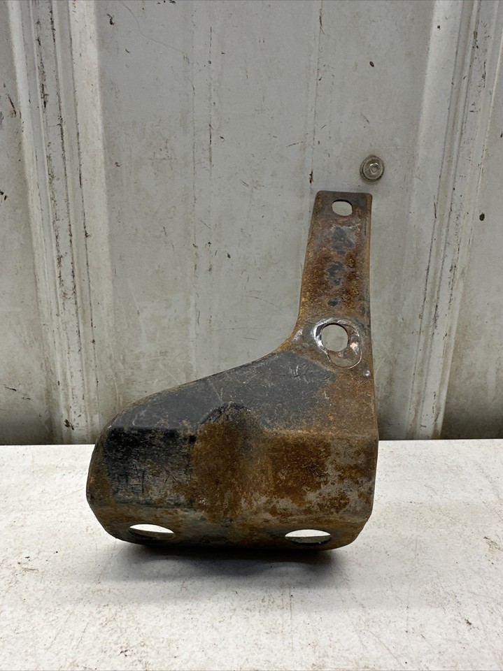 1967-1972 Chevy Gmc Truck C50 C60 Fender To Firewall Support Mount ...