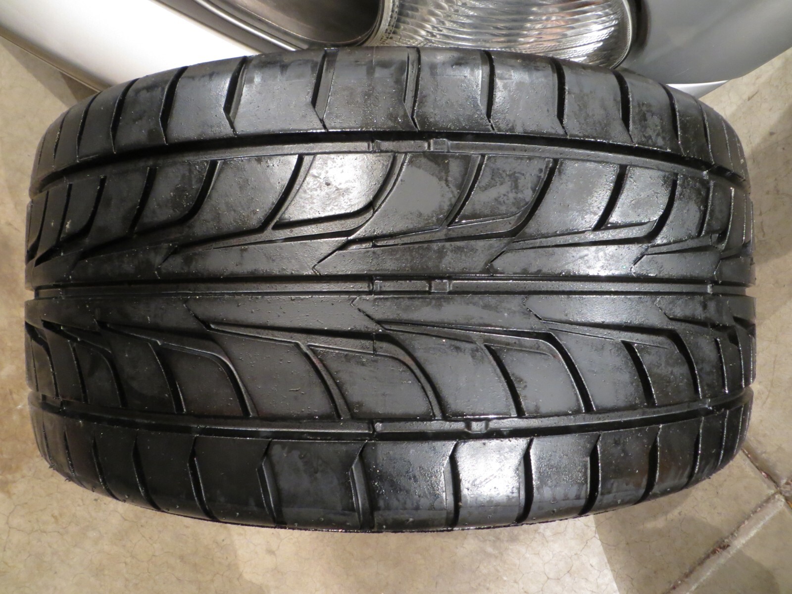 ALMOST NEW 1 ONE FIRESTONE FIREHAWK WIDE OVAL P285/40ZR17 100W 285 40 ...