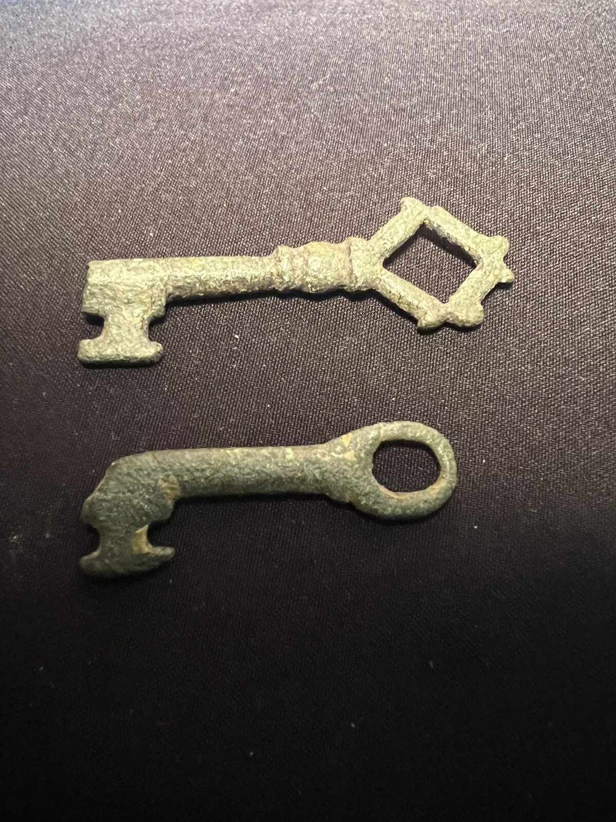 Two Medieval casket keys nice condition 1200 - 1400 | eBay UK