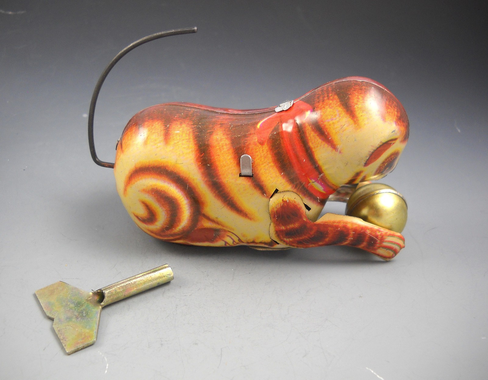 Metal Vintage Wind Up Cat Toy with Ball Made in China BLIC Collector ...