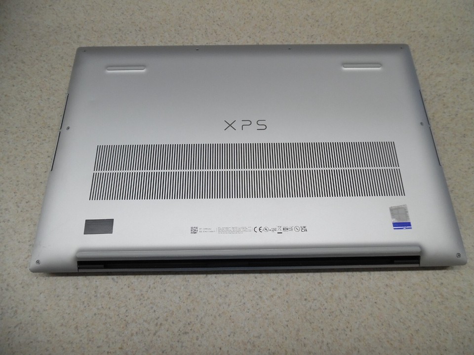 Dell XPS 17 9700 17" 2TB SSD, Intel Core I7 8 Cores 4.7GHz, 48GB RAM ...