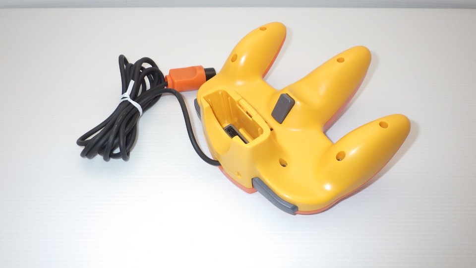 Official Nintendo 64 / N64 Controller " Pikachu Orange " TESTED / 17126 ...