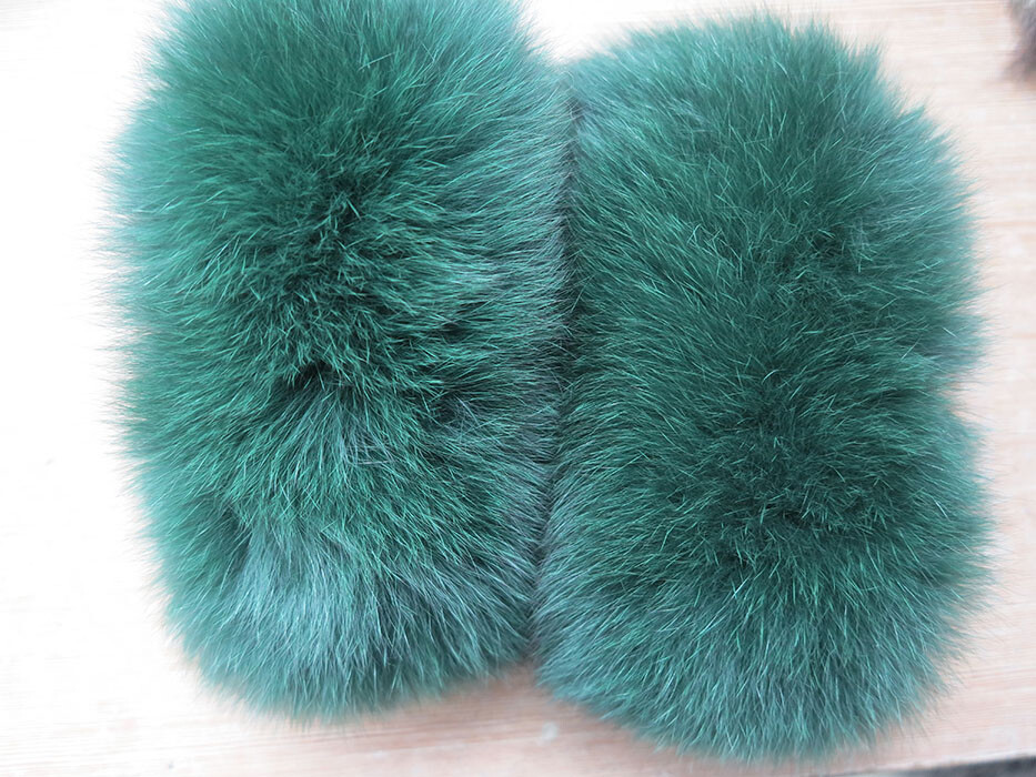 Real fox fur collar & pair of sleeve covers/muffs/fur scarf women green ...