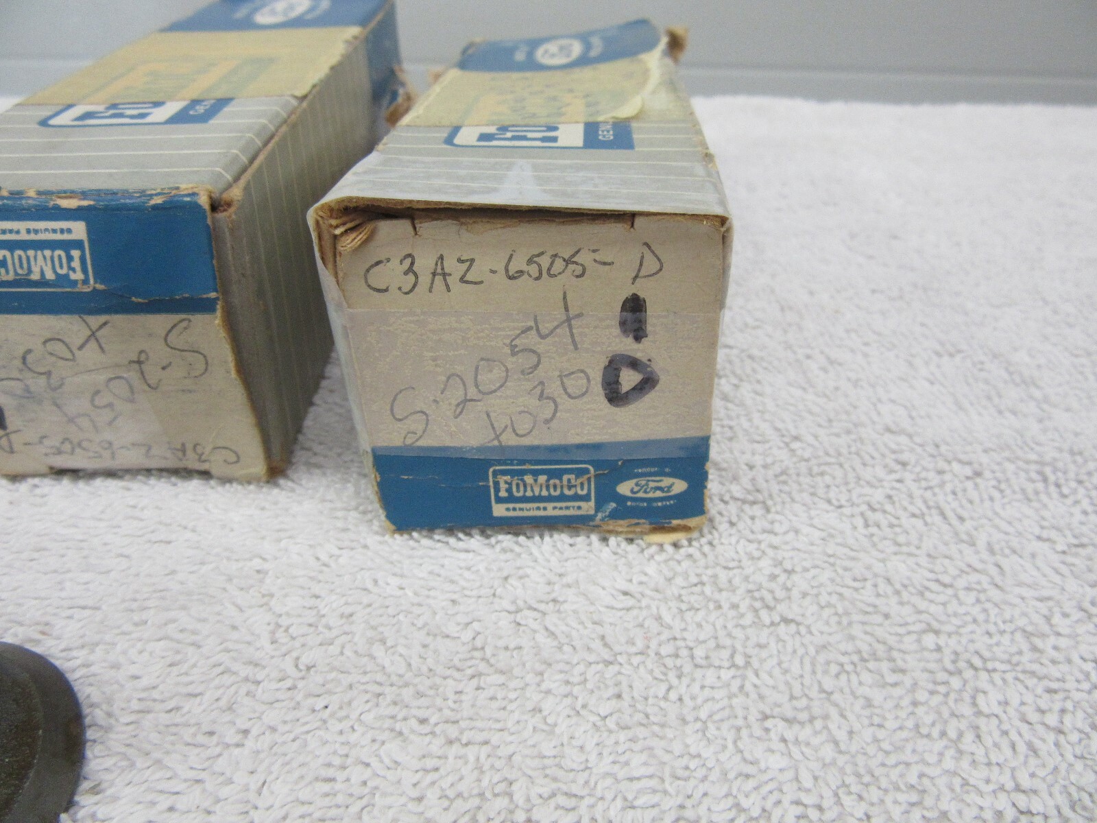 NOS 1952-1964 Ford 215 223 239 272 292 (2) Engine Exhaust Valves (.030 ...