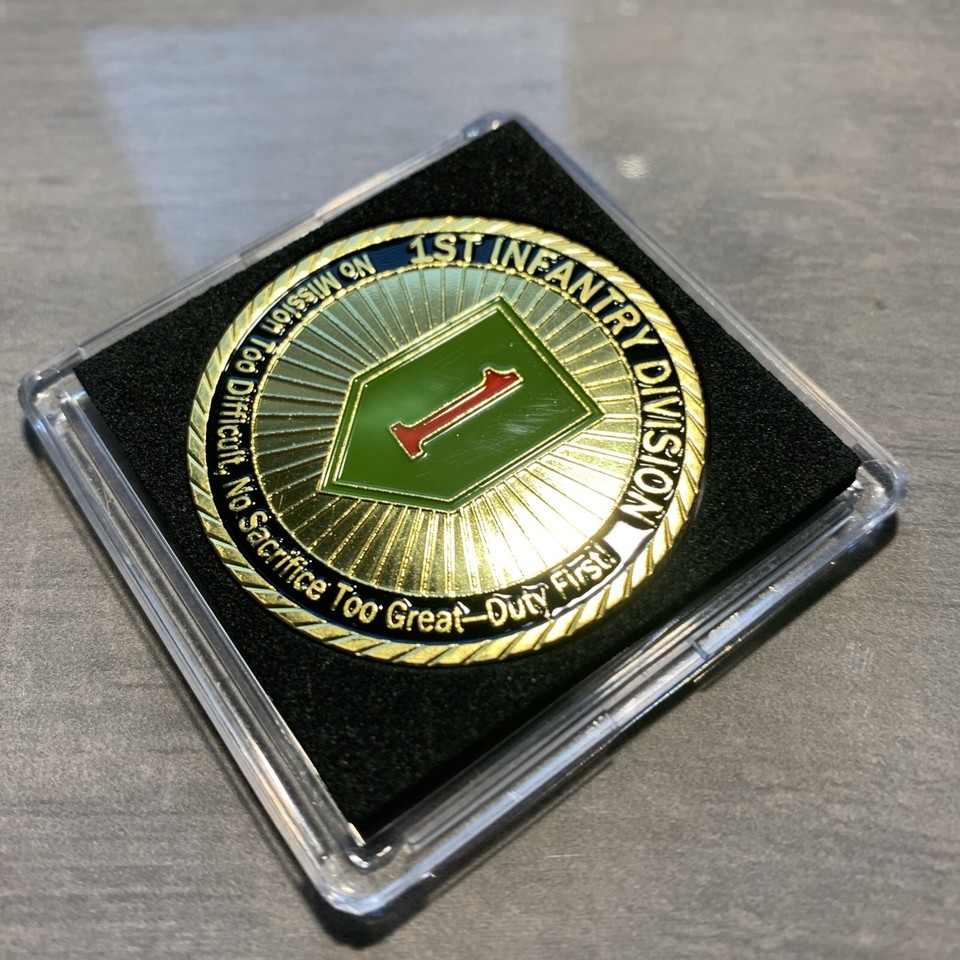 1st Infantry Division Challenge Coin US Army 40mm With Case! | eBay