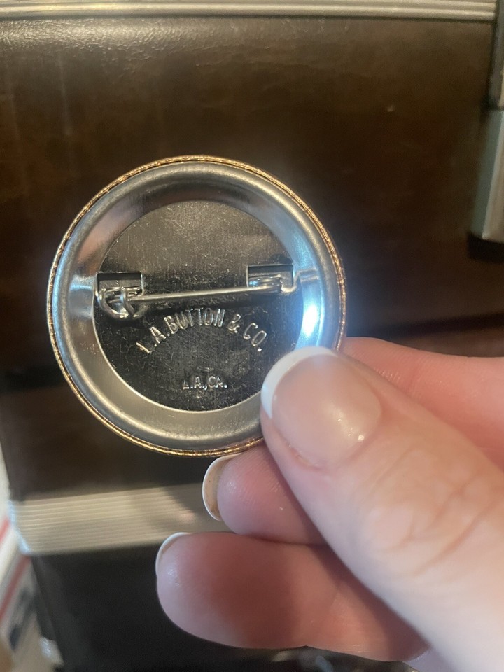 1984 Olympic Go For The Gold Sam the Olympic Eagle Rowing Pin Back ...