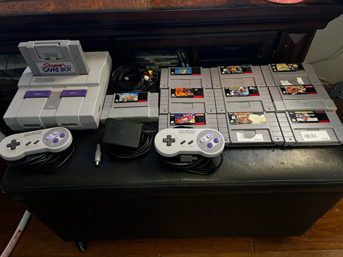 Super Nintendo Console W/ 2 Controllers, 11 Games & Super Game boy ...