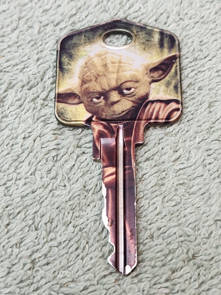 Yoda Star Wars Key LFL | eBay