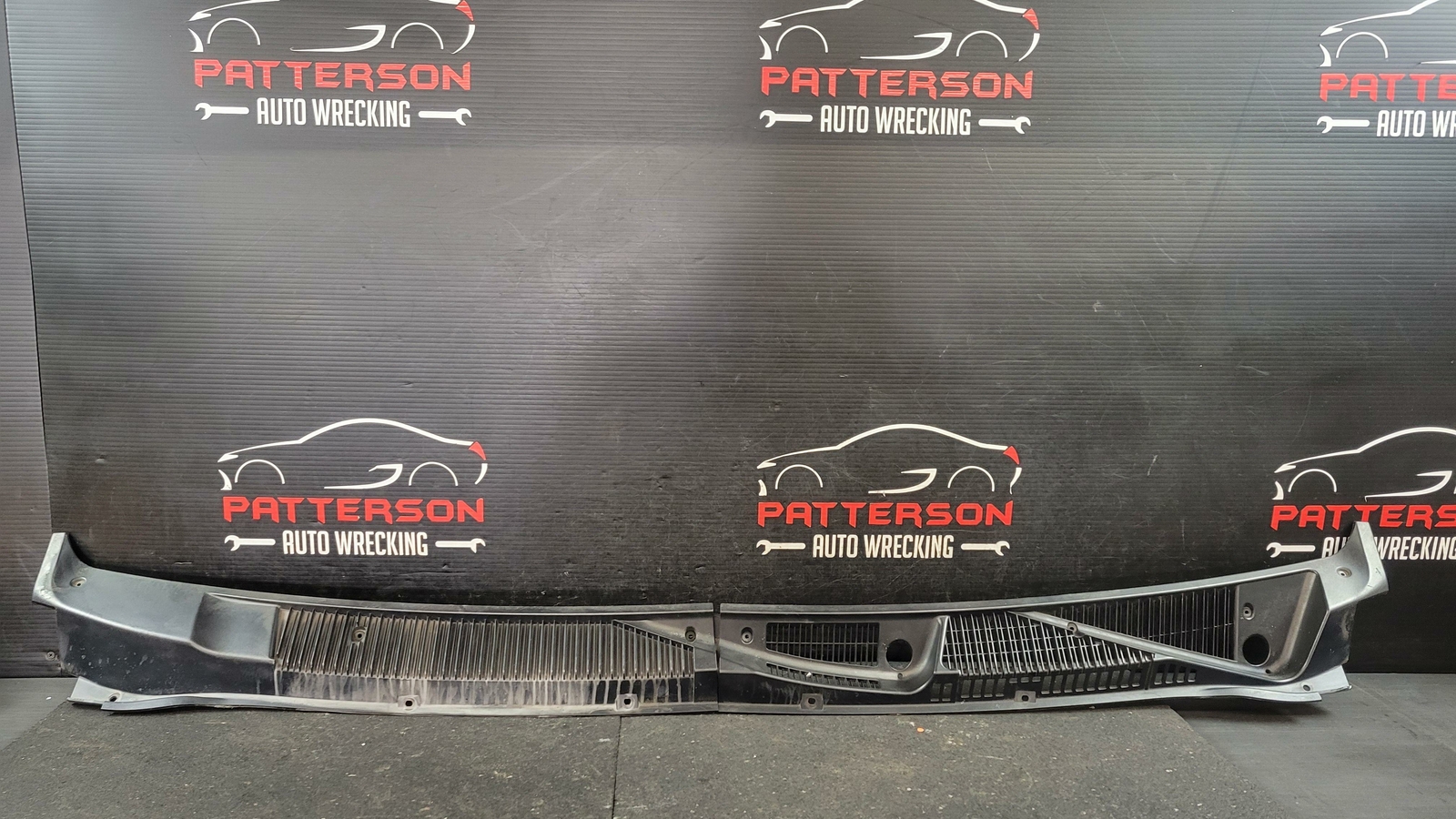 2010 FORD TRANSIT CONNECT COWL VENT WINDSHIELD WIPER TRIM PANEL COVER ...