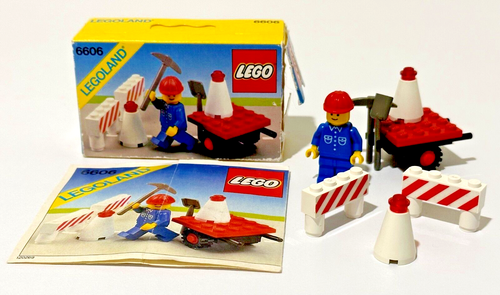 Vintage ©1983 LEGO 6606 Classic Town Traffic Road Repair Set 100% ...