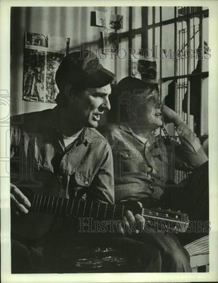 Press Photo Dennis Weaver & Jimmy Dean star in "Rolling Man" on ABC ...