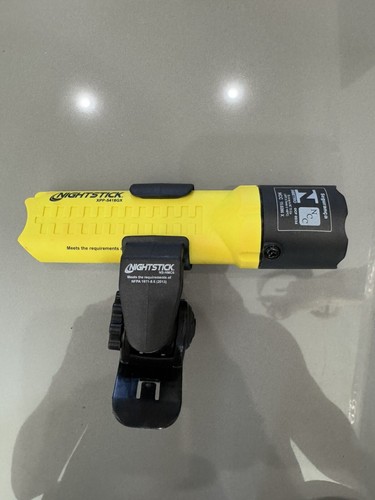 Nightstick Intrinsically Safe Led Light And Multi-Angle Mount ...