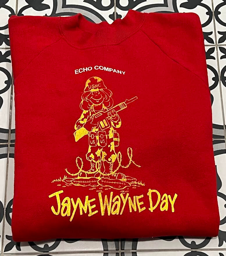 Vintage 1980s Echo Company Jayne Wayne Day 80s Pullov… - Gem