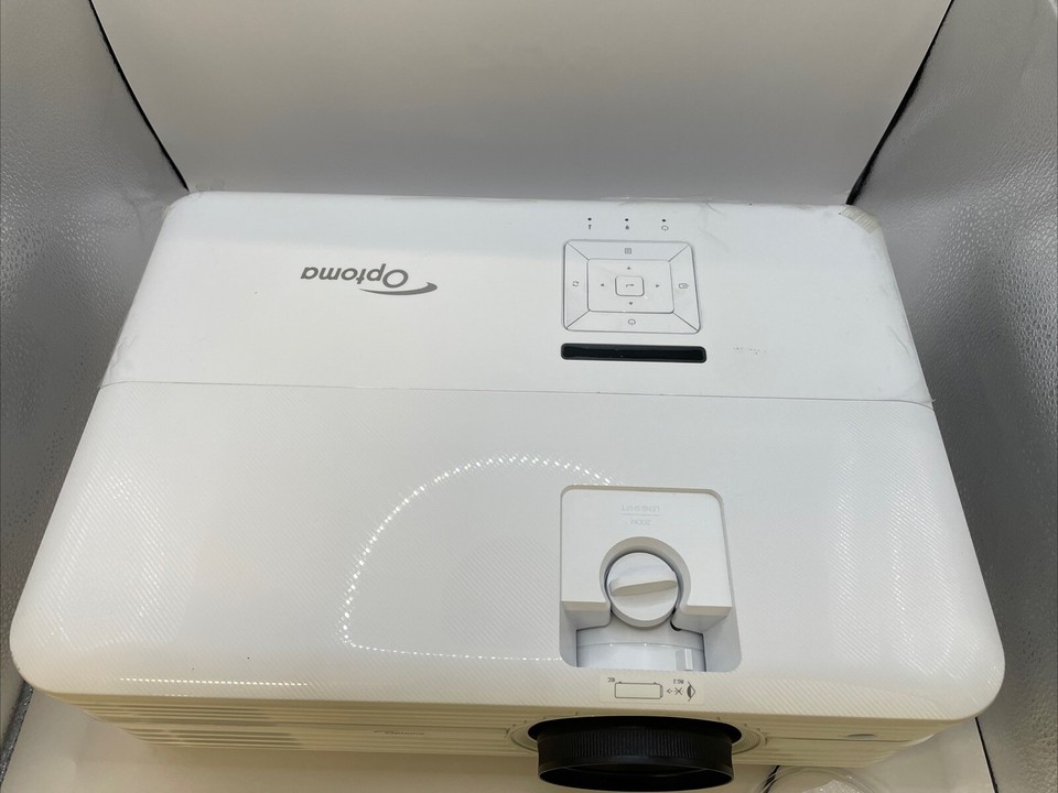 Optoma 4k550 DLP 5000 Lumens Pro scene 4K UHD Projector-Tested Works ...