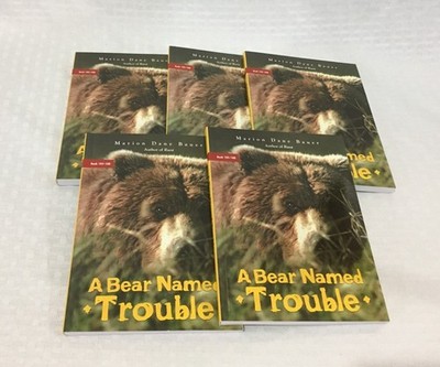 LOT OF 5 / A BEAR NAMED TROUBLE / FOUNTAS LLI RED LEVEL / LESSON 185 ...