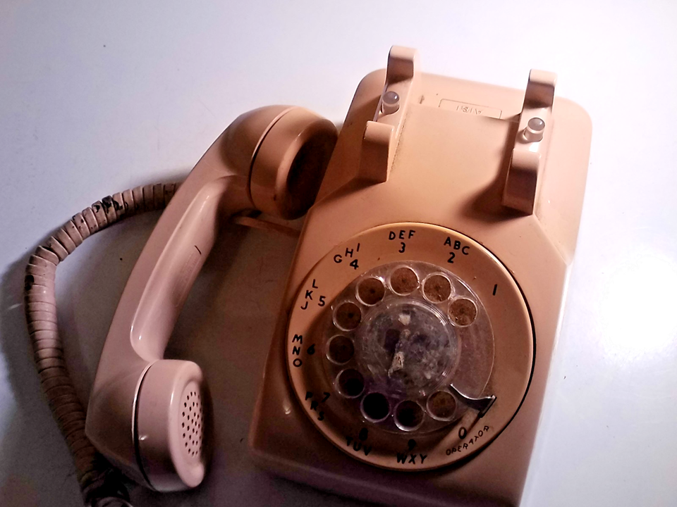 Vintage aTT Retro Beige Tan Rotary Dial Desk/Table Top Old School ...
