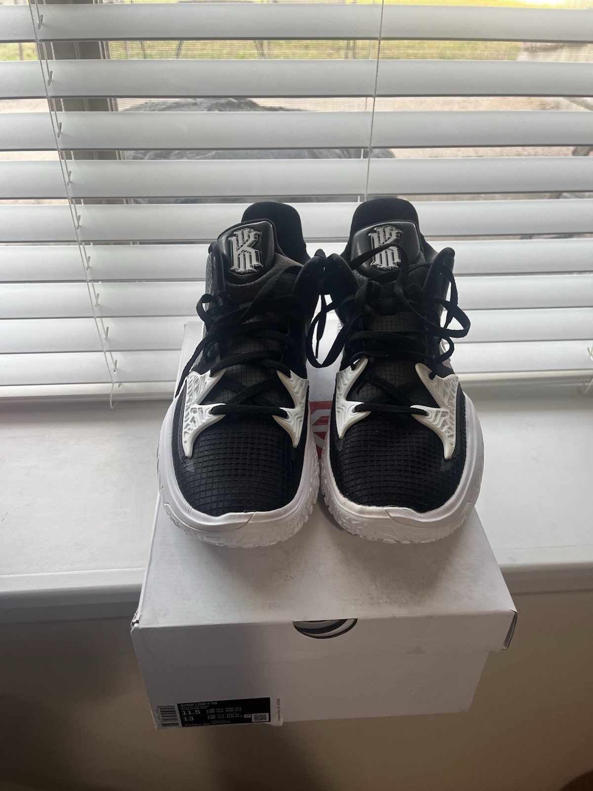 Nike Kyrie Flytrap 4 Men's Basketball Shoes Black/Cool Gray Size 15 | eBay